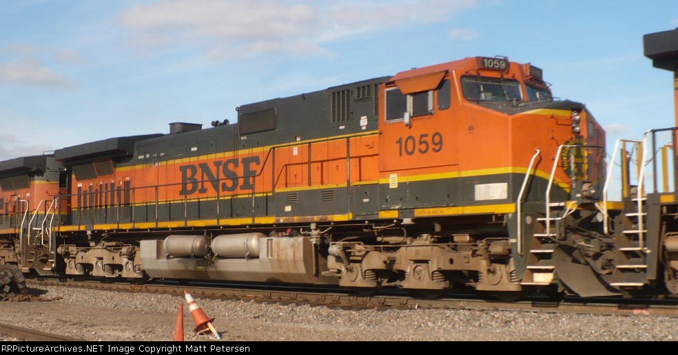 BNSF 1059